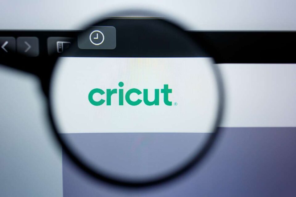 Cricut Comparison: Complete Buyer's Guide and Comparison Chart • That ...