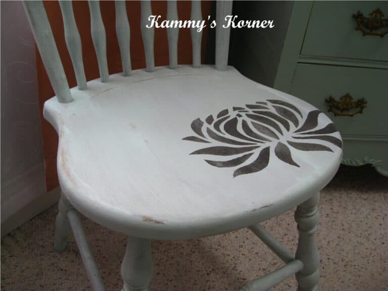15 Painted Chairs You Can DIY at Home