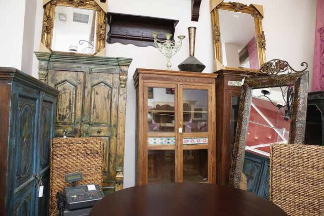 The Complete Guide to Flipping Furniture • That Sweet Tea Life