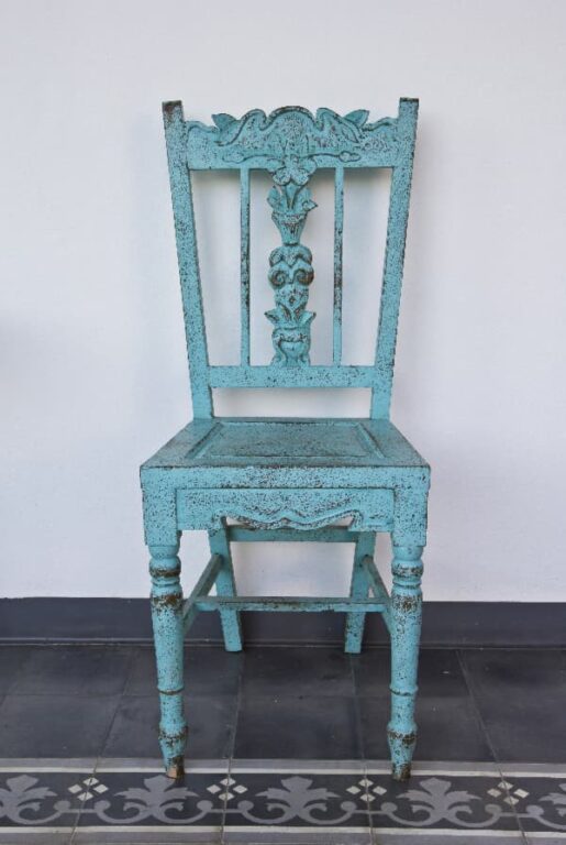 13 Painted Chair Ideas To Get Your Creative Juices Flowing • That Sweet ...
