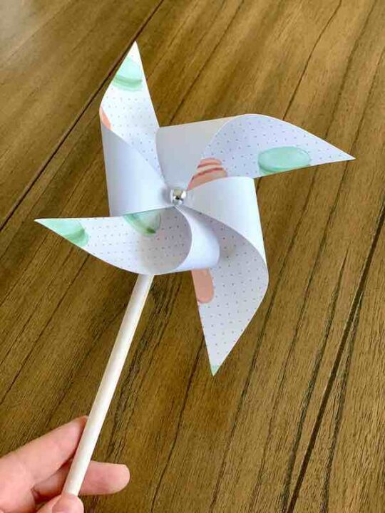 Fun Crafts With Kids: Making A Pencil Pinwheel in Under 10 Minutes ...