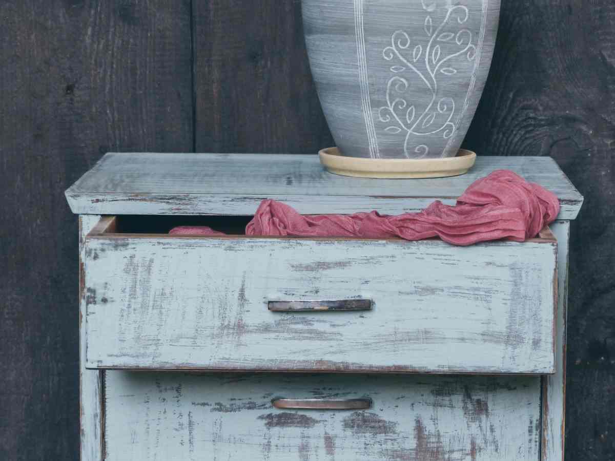 The Art of Dry Brushing Paint: A Guide for Furniture Artists • That ...