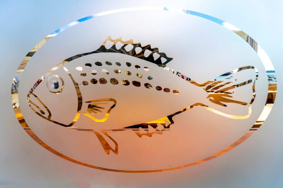 Etch and Engrave: Mastering the Art of Engraving onto Glass • That ...