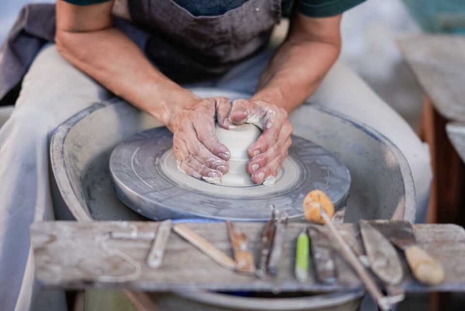 The Best Pottery Wheel for Beginners: Our Top 5 Picks • That Sweet Tea Life