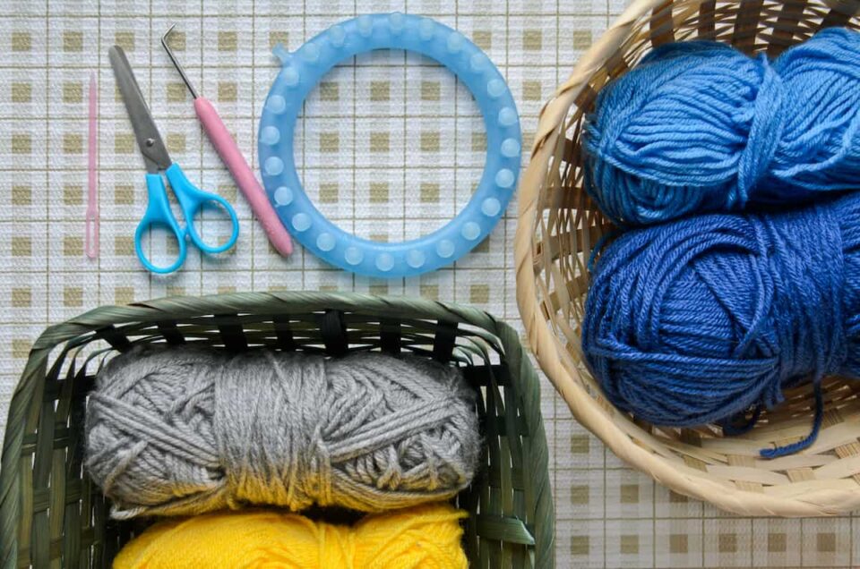 The Best Knitting Loom For Beginners: Our Top 5 Picks • That Sweet Tea Life